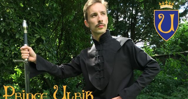 Prince Ulrik, Costumes d'Inspiration Médiévale. - Ulule