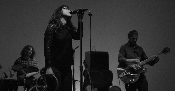 PREMIER ALBUM de FERTIG