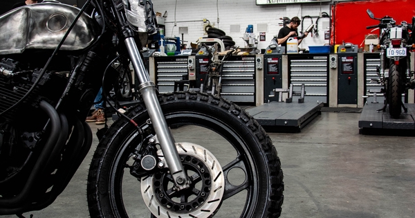 Un atelier moto de pro, pour particulier