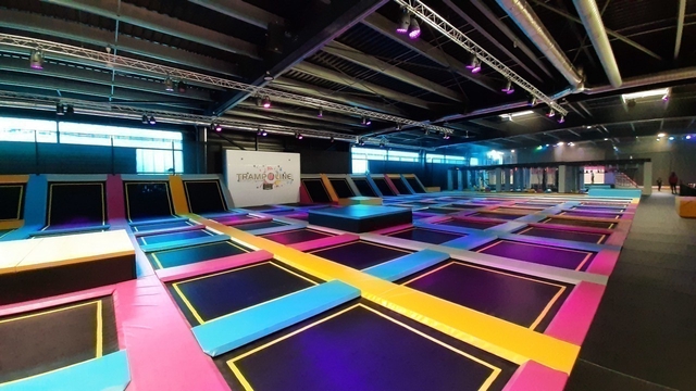 Complexe de loisirs parc à trampolines - Ulule