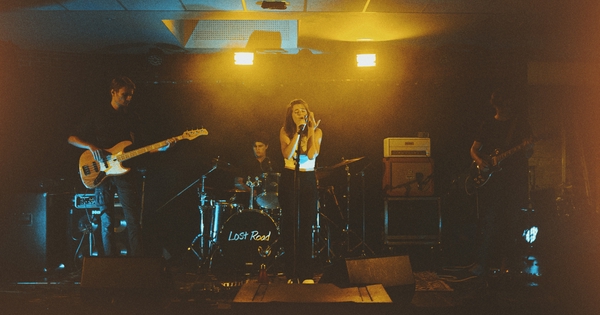 LOST ROAD SORT SON PREMIER ALBUM - Ulule