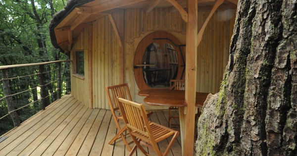 Cabanes dans les arbres nord Jura
